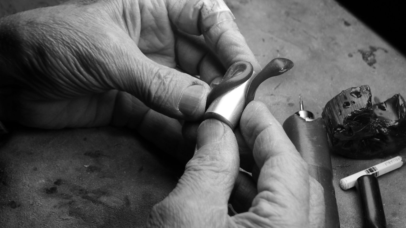 Craftsmanship - Minas Online Shop